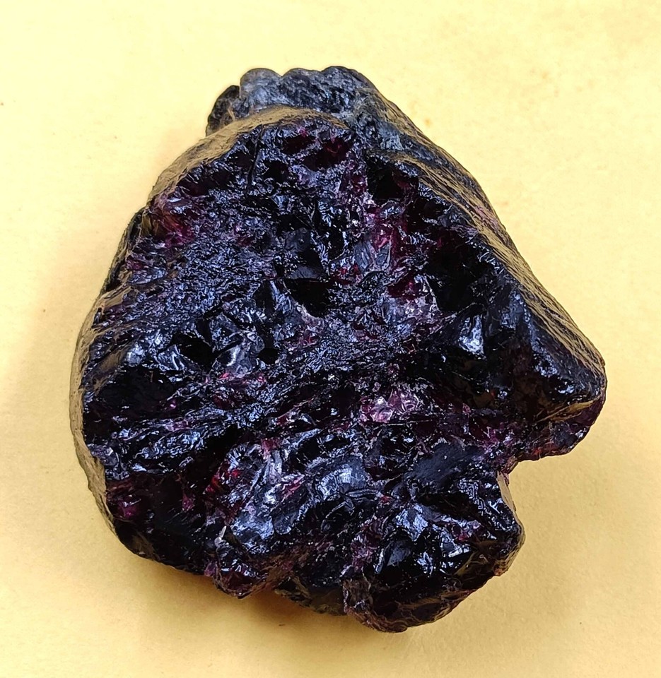 750-900Ct Natural Russian Red Alexandrite Rough EGL Certified Loose ...