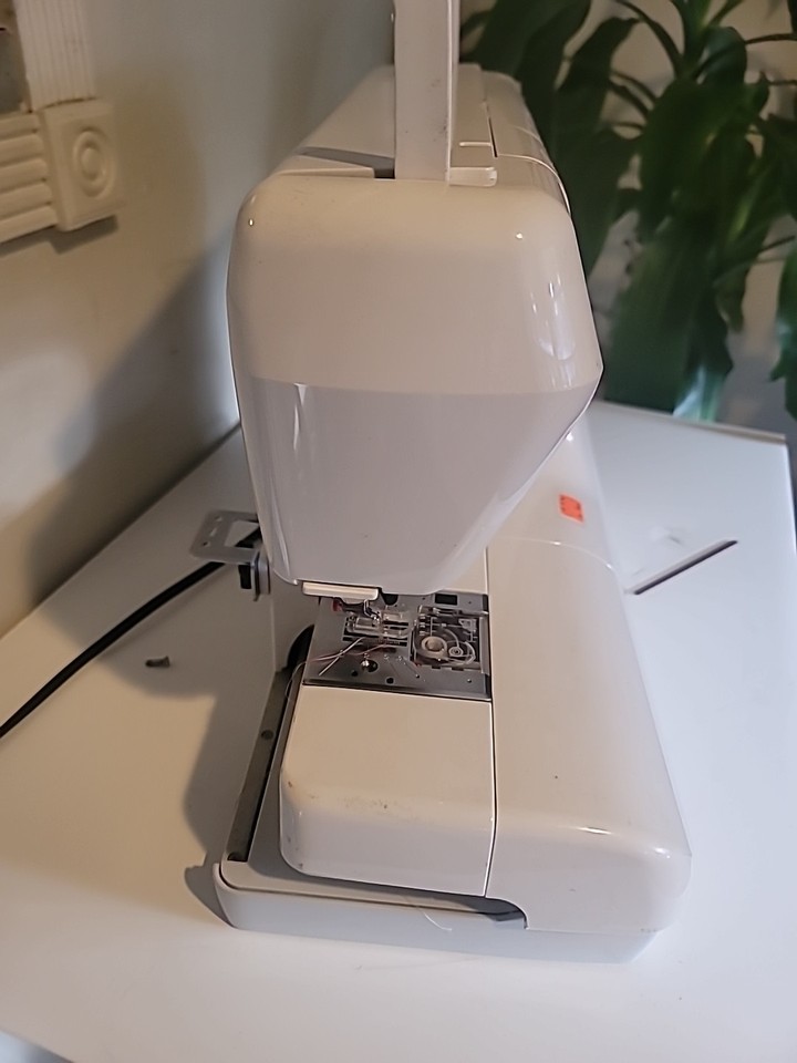 Janome Memory Craft 9000 Embroidery Sewing Machine Partially Tested | eBay