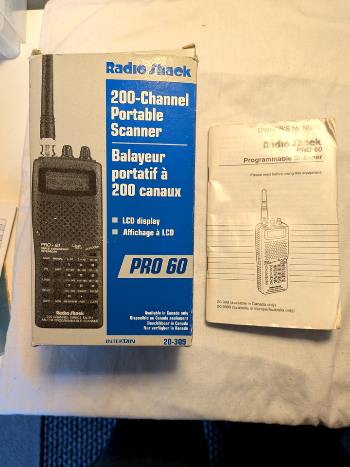 Vintage Radio Shack PRO-60 Scanner 200 Channels with Antenna, box ...