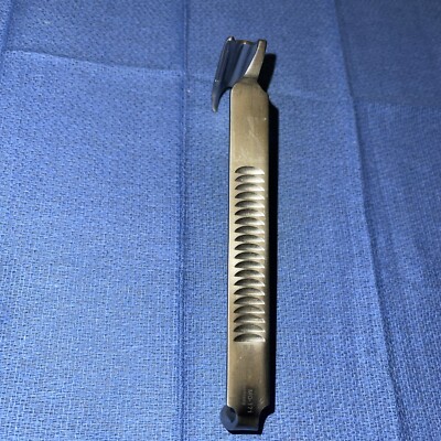 V. Mueller MO-171 Ring Retractor Blade Surgical Instrument R2 | eBay