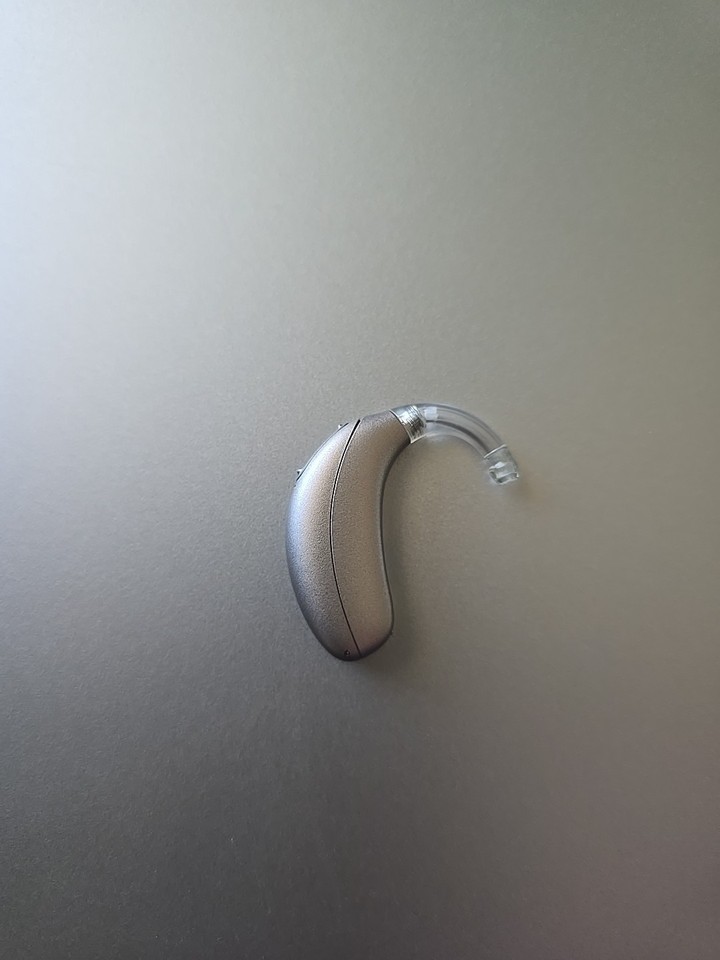Unitron Relate 3.0 BTE R Hearing aids mild to severe hearing losses. | eBay