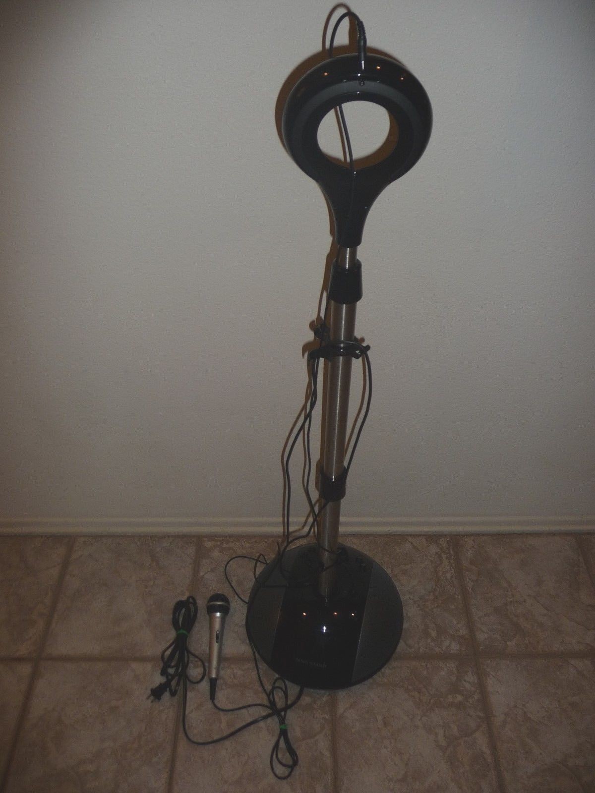 Memorex SingStand MKS-SS1 Karaoke System Microphone Speaker Stand iPod ...