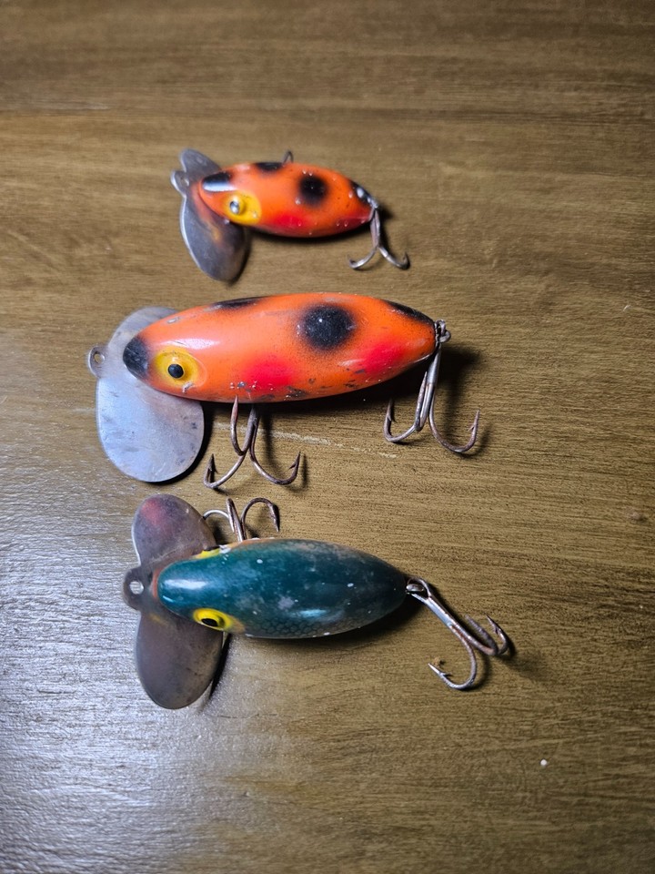 Vintage fishing lures / plugs lot. Arbogas, Heddon, and Creek Chub Bait ...