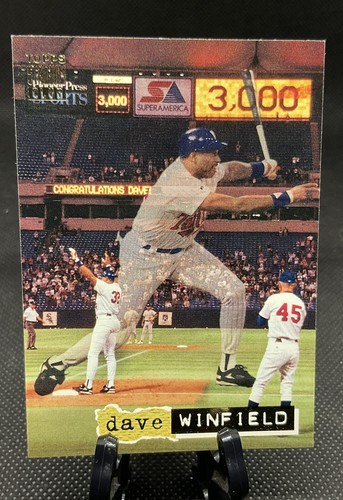 1994 Stadium Club Dugout Dirt #2 Dave Winfield - Minnesota Twins | eBay