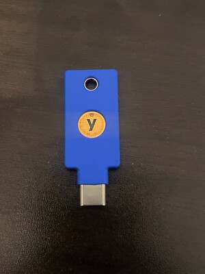 Yubico Premium Security Key C - 2FA NFC Authentication Yubikey FIDO NEW ...
