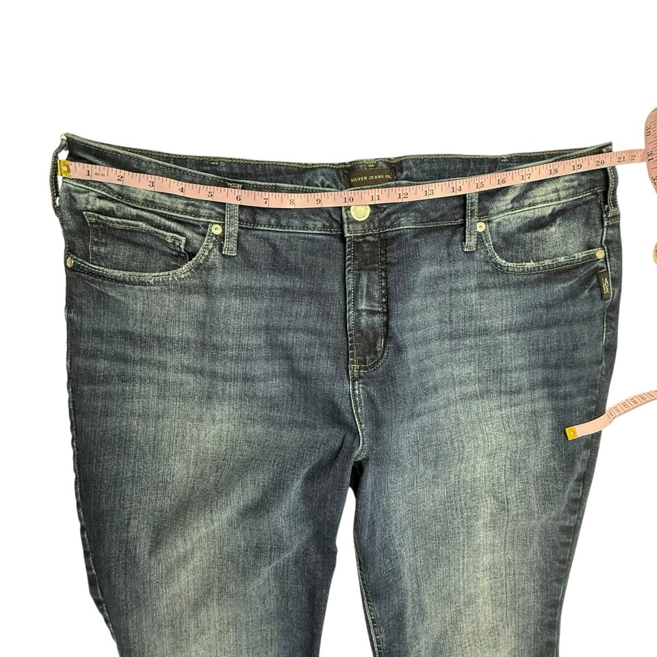 Silver Elyse Slim Boot Cut Jeans Women 20W Blue Factory Distressed ...