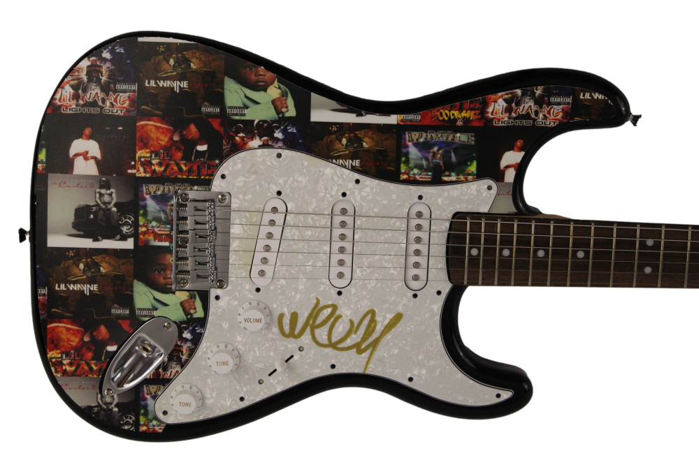 LIL WAYNE SIGNED AUTOGRAPH CUSTOM 1/1 FENDER ELECTRIC GUITAR - THA ...