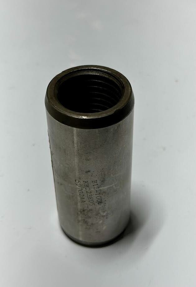 B13-1000 Genuine Paccar Spring Pin Bushing OEM - New | eBay