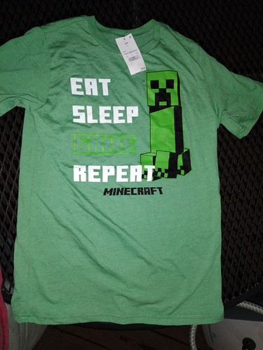 Eat, Sleep, Game, Repeat Minecraft T-Shirt - Size Large (Youth)-Good ...