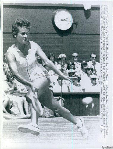 1975 Evonne Goolagong Wimbledon Ladies Singles Semi Finals Winner ...