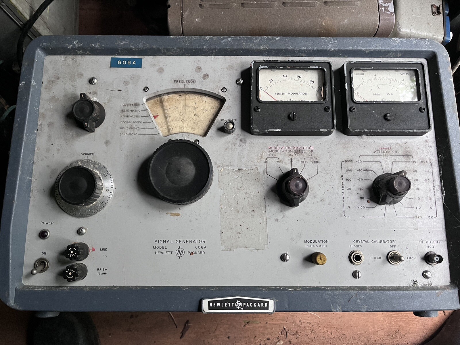 Hewlett packard Model 606A Signal generator (WORKING) | eBay