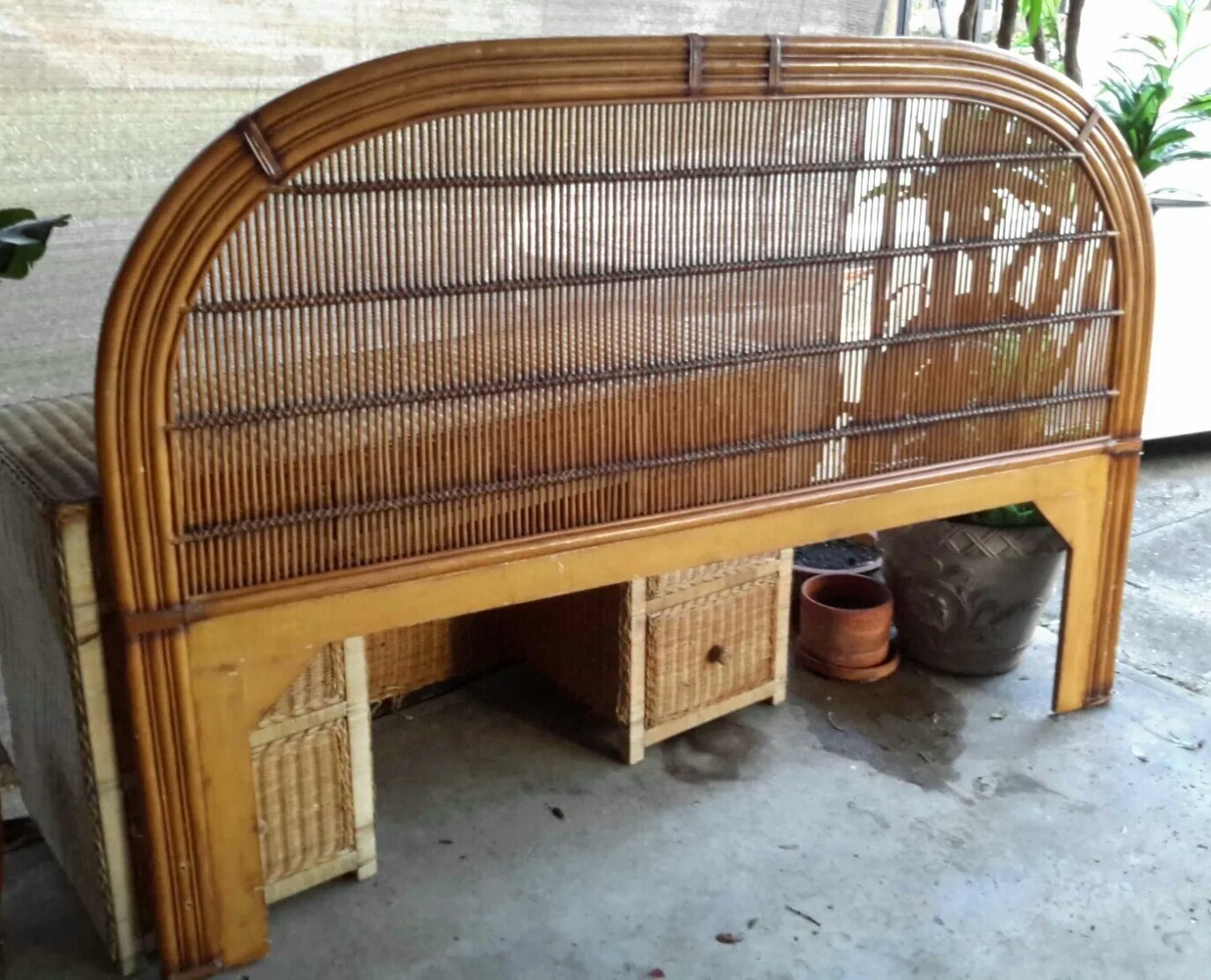 Vintage Burnt Split Bamboo and Rattan Round Dome King Size Headboard ...