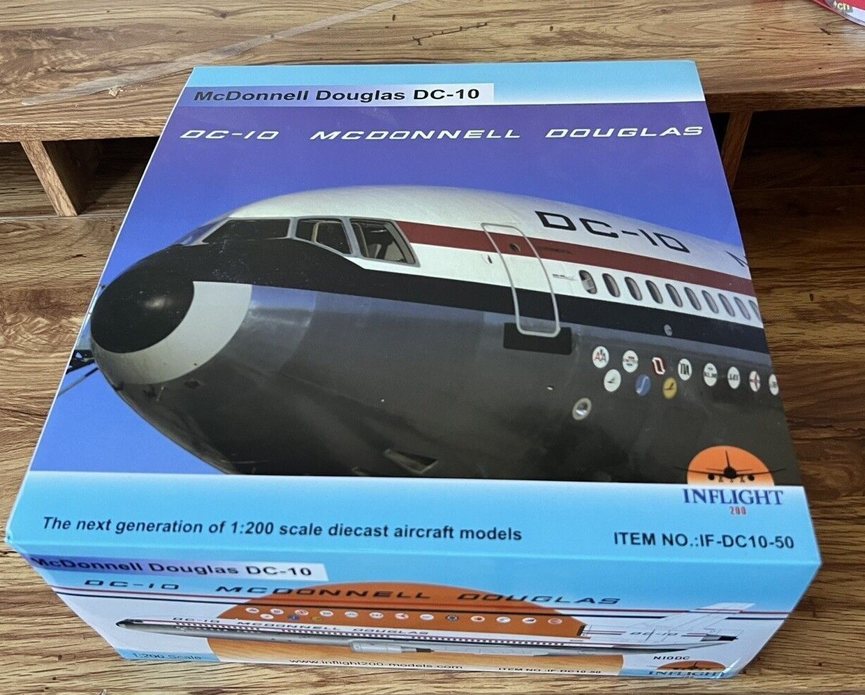 Collector's FIND Inflight 1/200 DC-10 N10DC First Flight Livery ...