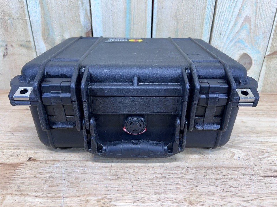 Pelican 1400 Protector Case Handheld Black Good Condition A/B Free ...