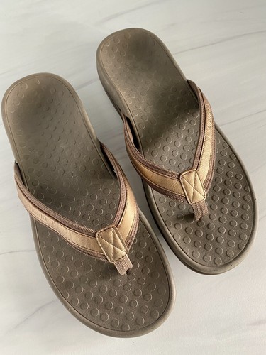 Ladies Vionic Brown Thong Style Sandals - Sz 8M | eBay