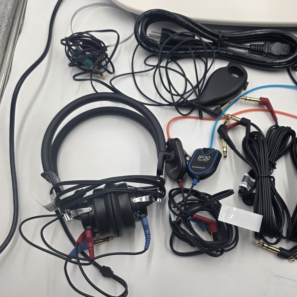GRASON STADLER GSI Audiostar Pro W/ Accessories - App Version: 1.5.5 ...