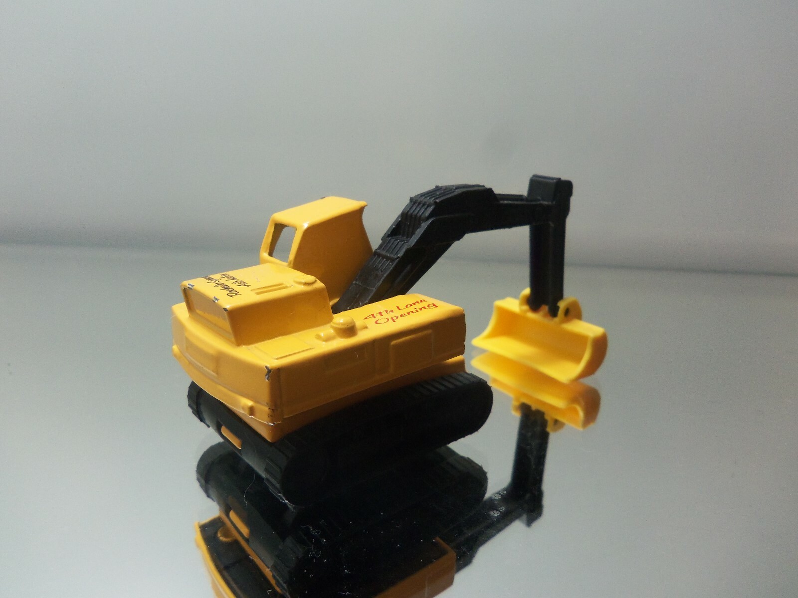 1990's Matchbox Excavator Promo - 4th Lane Auto-Auction - N.Mint Loose ...