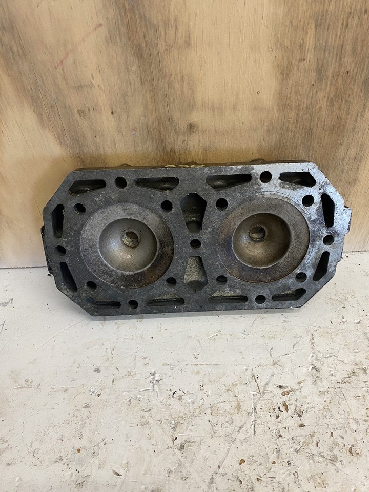 83 1983 KAWASAKI JS 550 JS550 JETSKI PWC BODY ENGINE CYLINDER HEAD ...