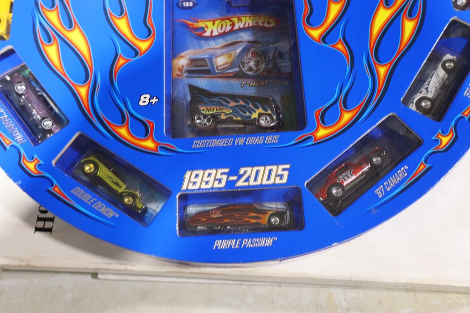 Hot Wheels RLC 10th Anniversary 2005 Treasure Hunt 13 Car Real Rider ...