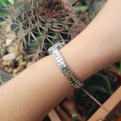 Vintage Timex Silver Dainty Womans Womens Classic Stretch Watch | eBay