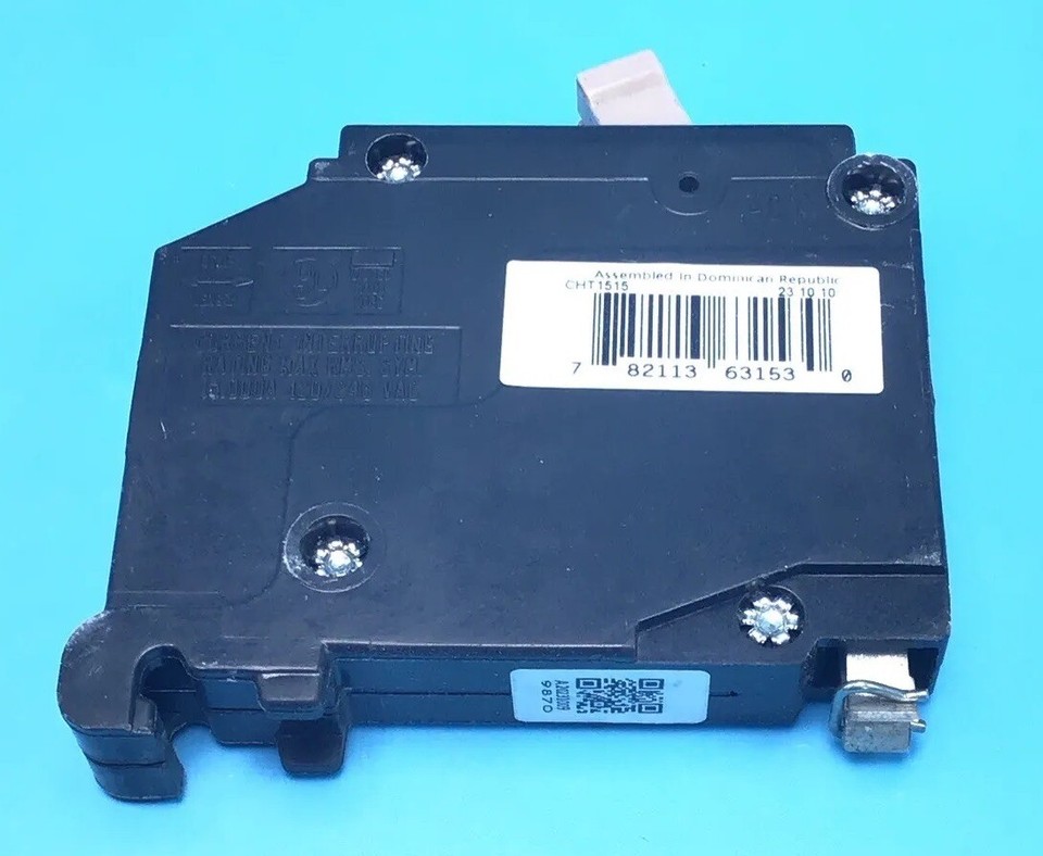 One (1) Circuit Breaker Eaton Cutler Hammer CHT1515 15/15 Amp Two 1 ...