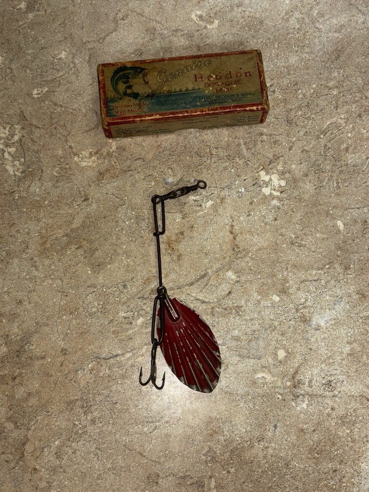 Genuine Heddon Dowagiac Lure Midgit-Digit Box With A Lure Stamped 8 ...