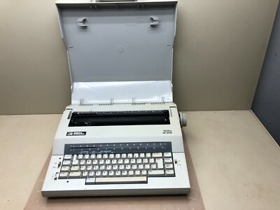 Smith Corona XE 5100 Typewriter w/ Cover | eBay