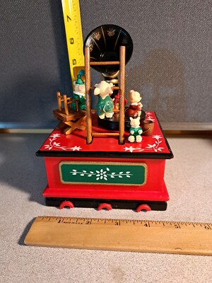 Vintage Victrola Animated Music Box Santa Claus is coming to town Mice ...