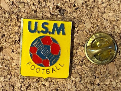 H8 (01) VINTAGE PIN 'S FOOTBALL SPORT USM BLASON EMBLEM | eBay