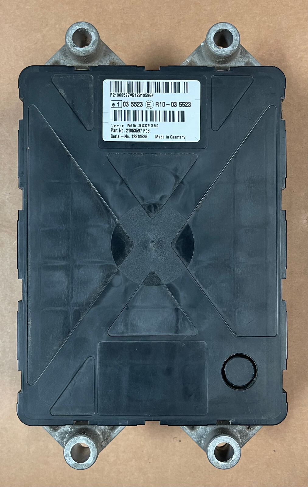 VOLVO OEM After-treatment Control Module ACM 21063597 P06 [w/ mounting ...
