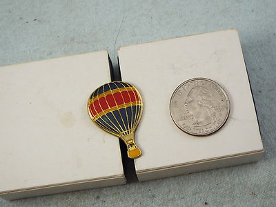 HOT AIR BALLOON PIN RED, BLUE, YELLOW | eBay