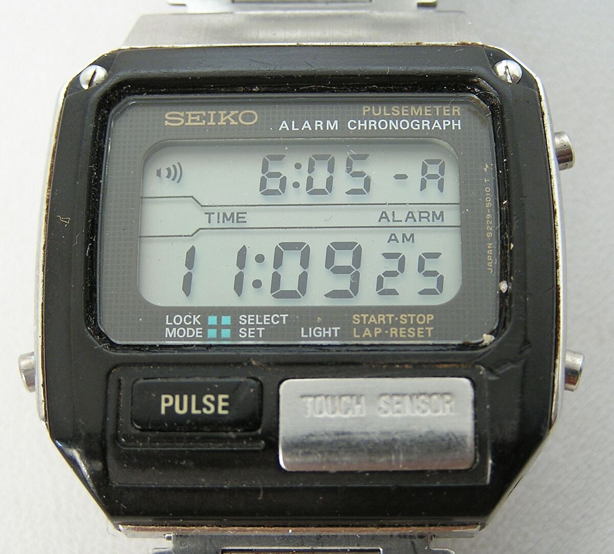 Rare 1980's Seiko S229-5019 Pulse Meter LCD Men's Stainless Rare 1980's Seiko S229-5019 Pulse Meter LCD Men's Stainless