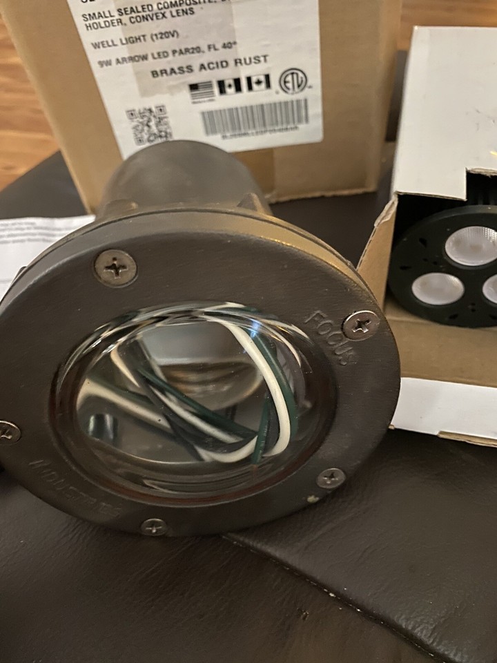 Focus SL-20-SMLLEDP2040BAR Small Sealed Composite Brass Holder Convex ...