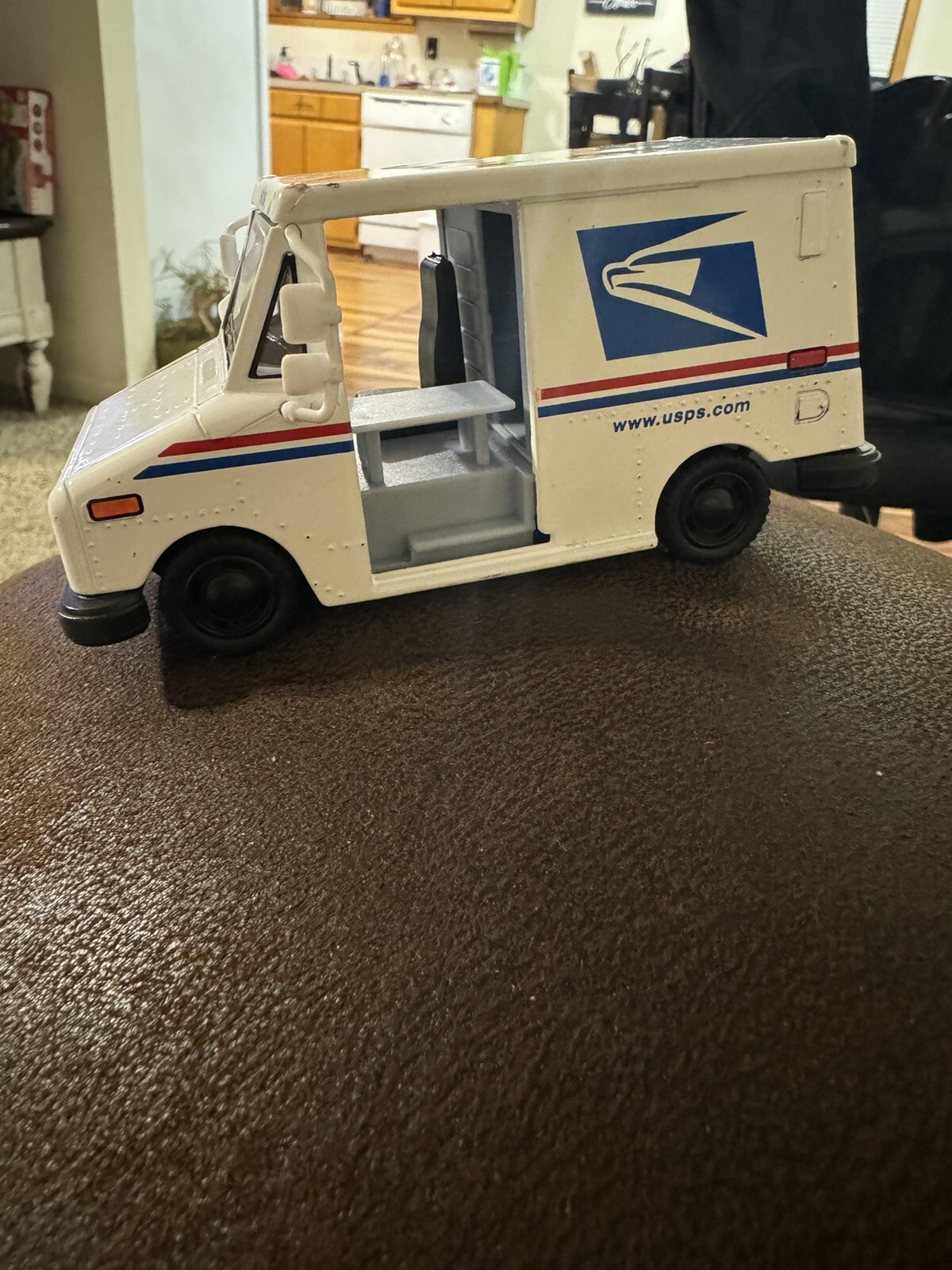 Kinsfun USPS LLV United States Postal Service Delivery Toy Truck 1:36 ...