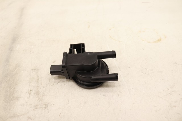 Evaporative Emissions System Leak Detection Pump-Base, VIN: R Mopar ...