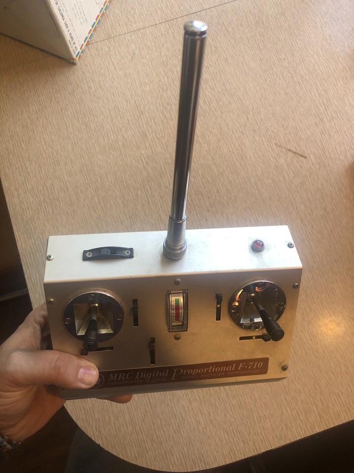 Vintage MRC F-710 Futaba radio control transmitter Remote control Great ...