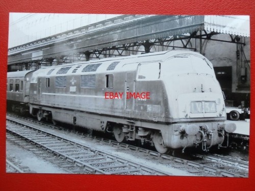 PHOTO BR CLASS 43 WARSHIP DIESEL LOCO NO D850 SWIFT | eBay