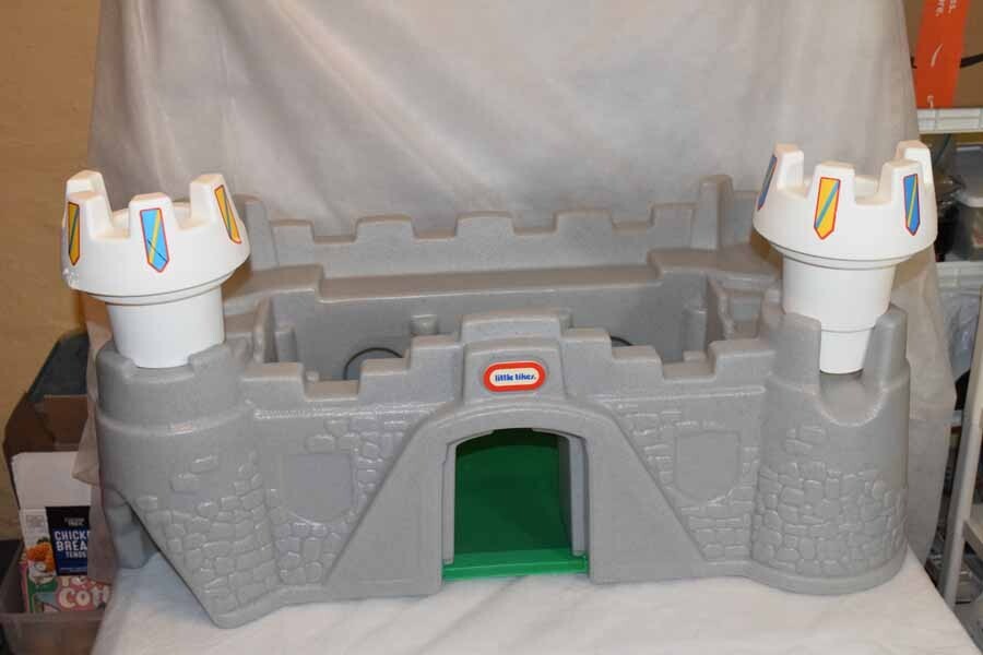 Vintage Little Tikes Tykes Action Figure Giant Castle Toy Box Storage ...