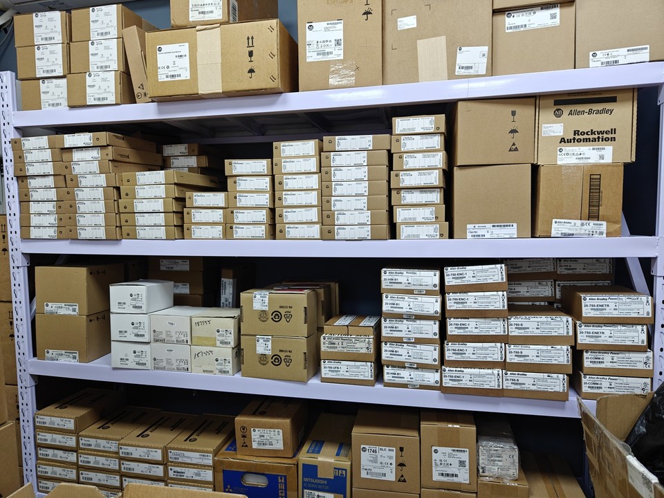 New with Unopened box AB 5069-SERIAL /A Compact Logix 5000 Interface ...