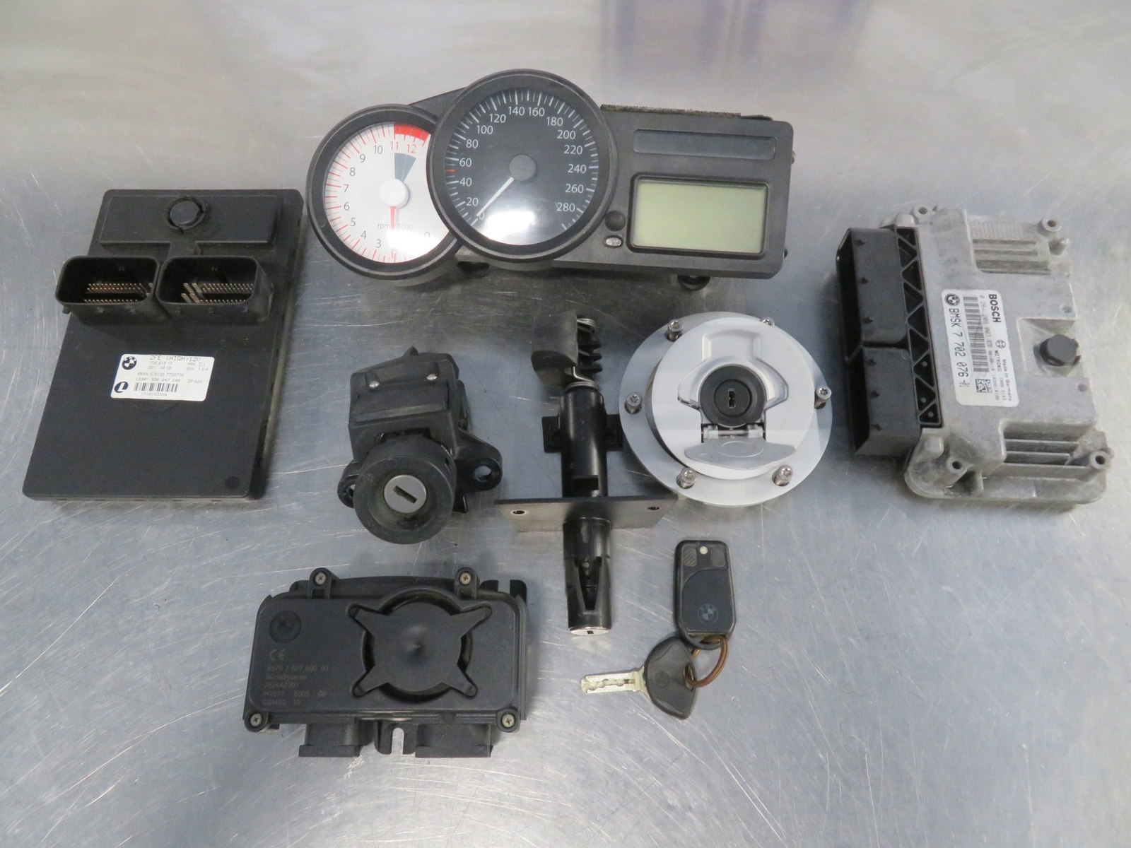 EB987 2006 BMW K1200S K40 IGNITION KEY ECU SPEEDOMETER LOCK SET | eBay