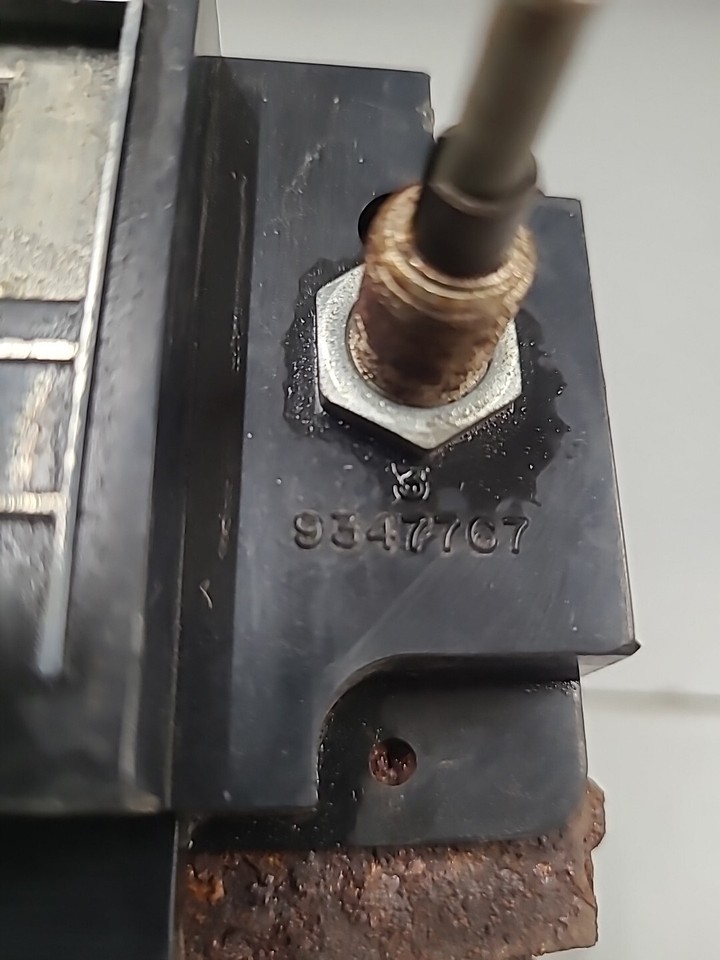 1978-80 IMPALA Chevrolet Corvette Delco AM/FM 8 Track Radio GM 9347767 ...