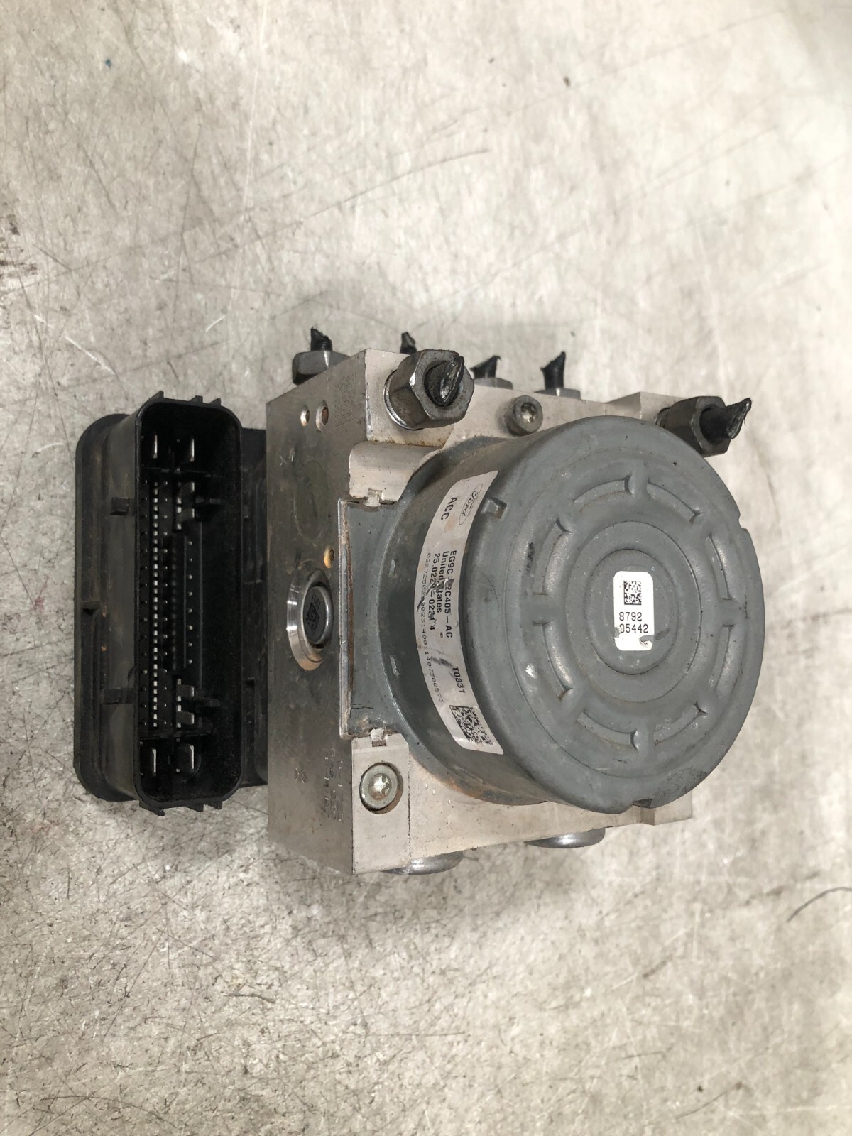 2014-2016 Ford Fusion ABS Pump Control OEM EG9C2C405AC Module 615 14c1 ...