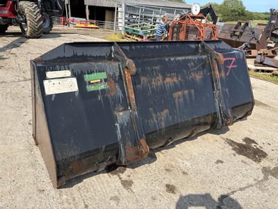 JCB TELEHANDLER BUCKET 7FT 6 WIDE (1.2m3) ON JCB Q FIT BRACKETS TRACTOR ...