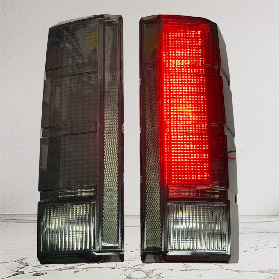 1980-86 Ford F150 F250 Truck Bronco Smoke Tail Lights Pair w/ Built-In ...