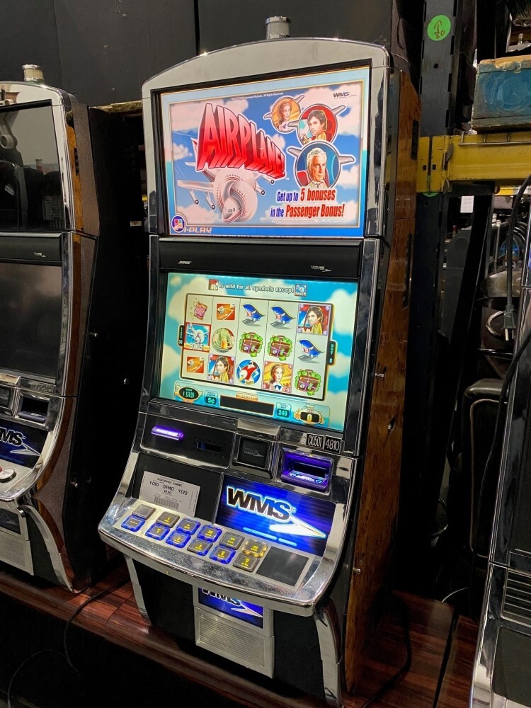 WMS Blue Bird 2 "AIRPLANE!" Video Slot Machine | eBay