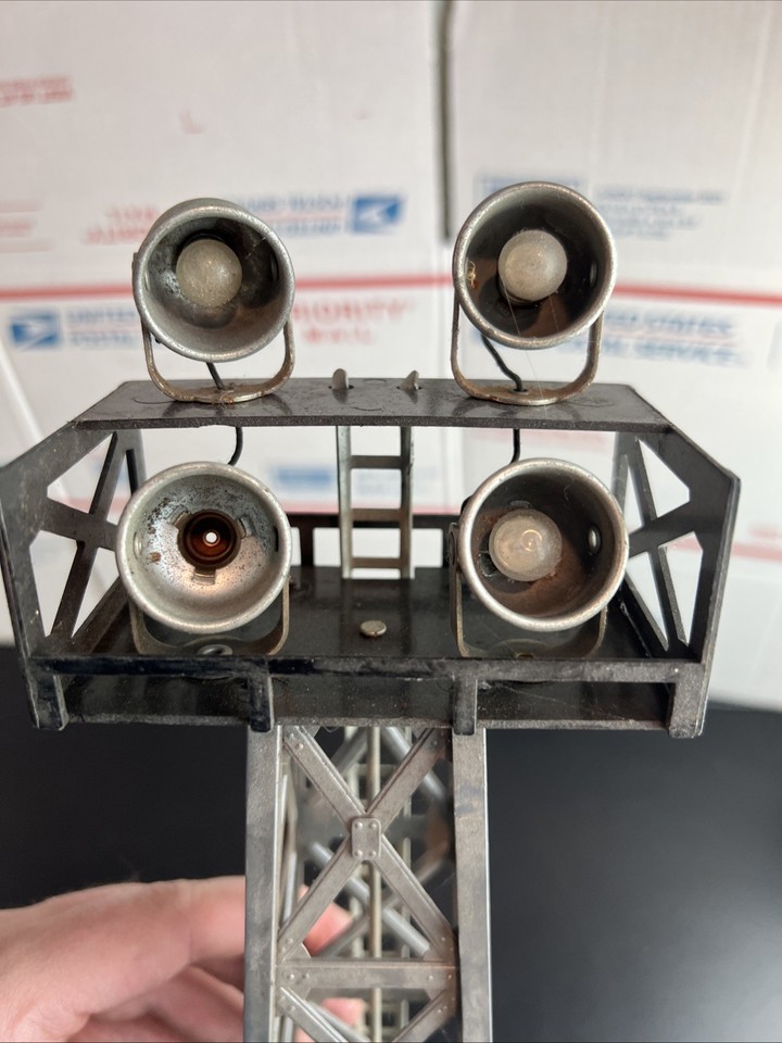 Marx Plastic 4 Bulb Plastic Floodlight Light Tower (PartsOnly) | eBay