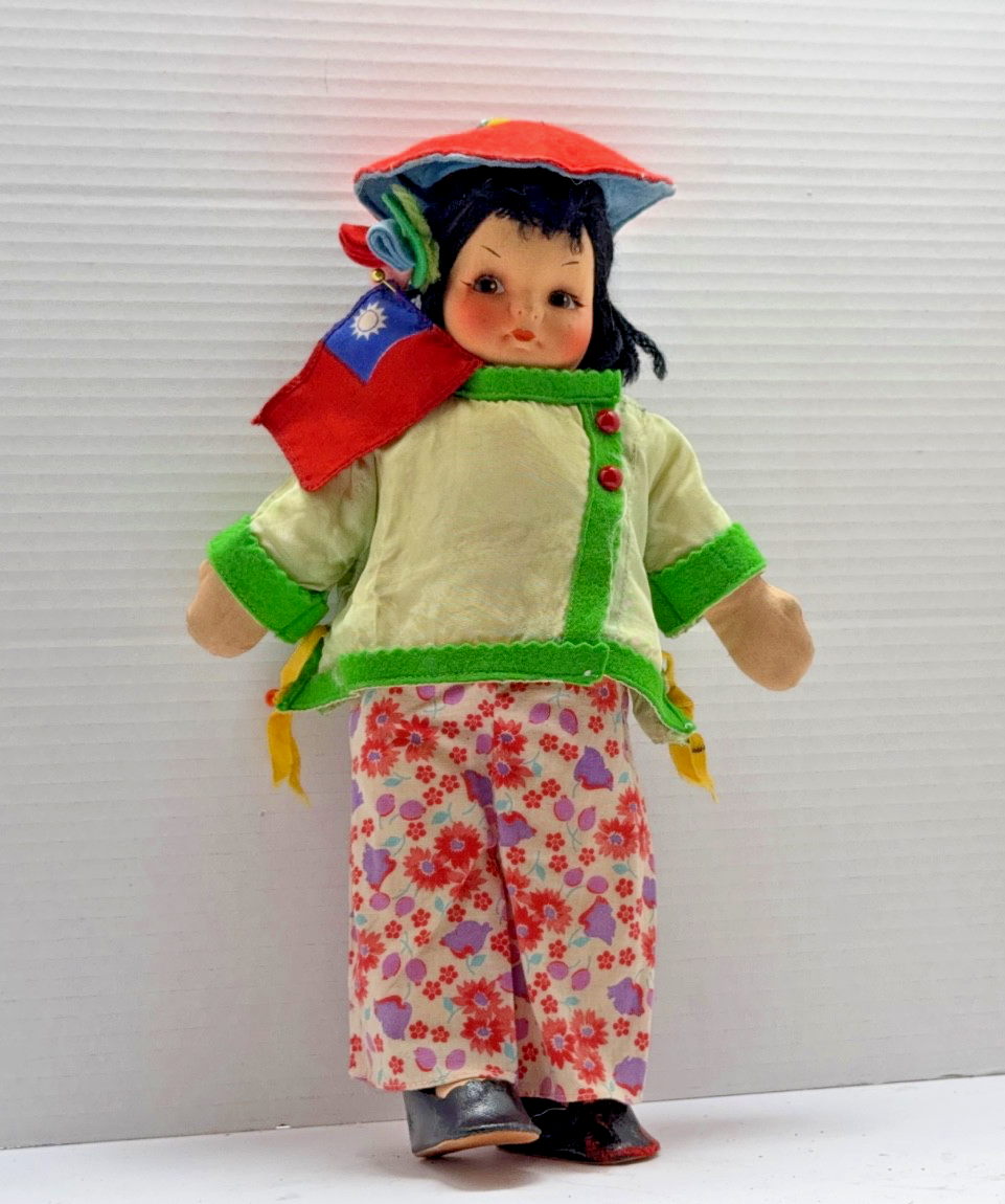 Vintage 1930s Georgene Doll (Republic of China) Taiwanese Flag w/tags ...