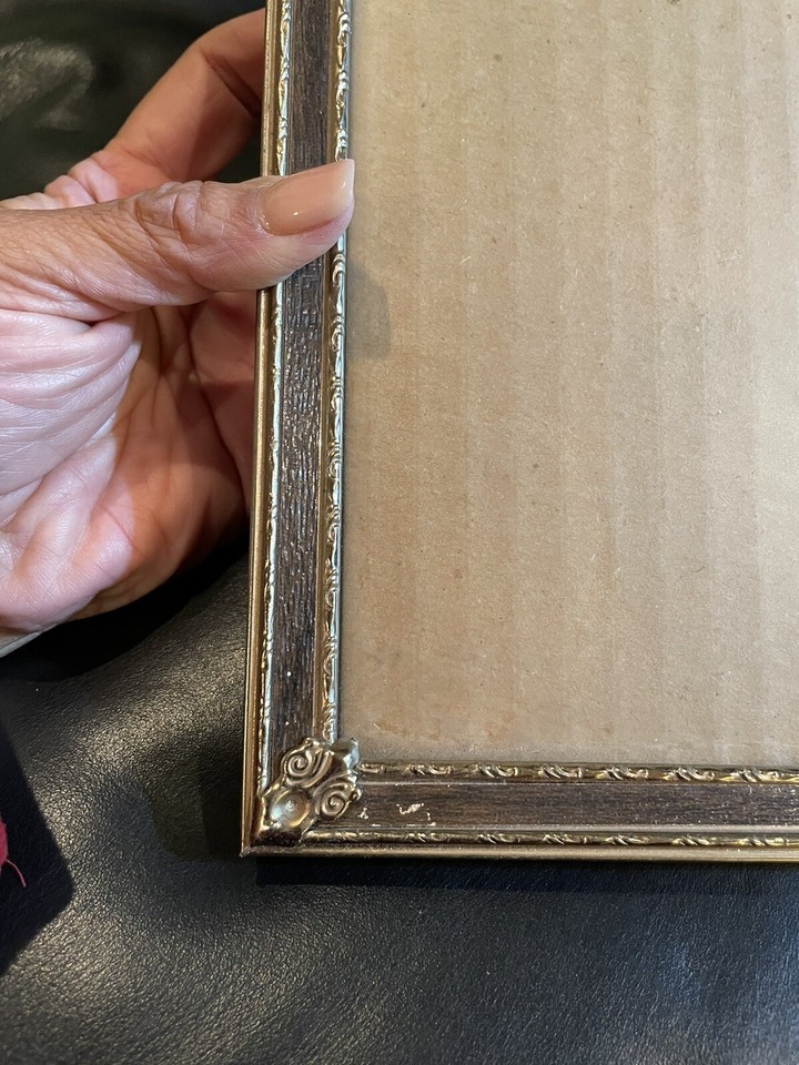 VTG Gold Tone Wood Look Embossed Metal Frame 8”x10” | eBay