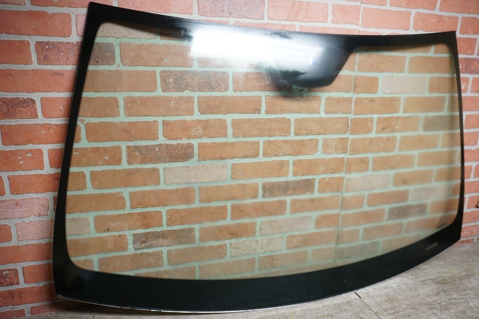 2010-2011 MERCEDES C300 W204 4MATIC SEDAN 3.0L FRONT WINDSHIELD WINDOW ...