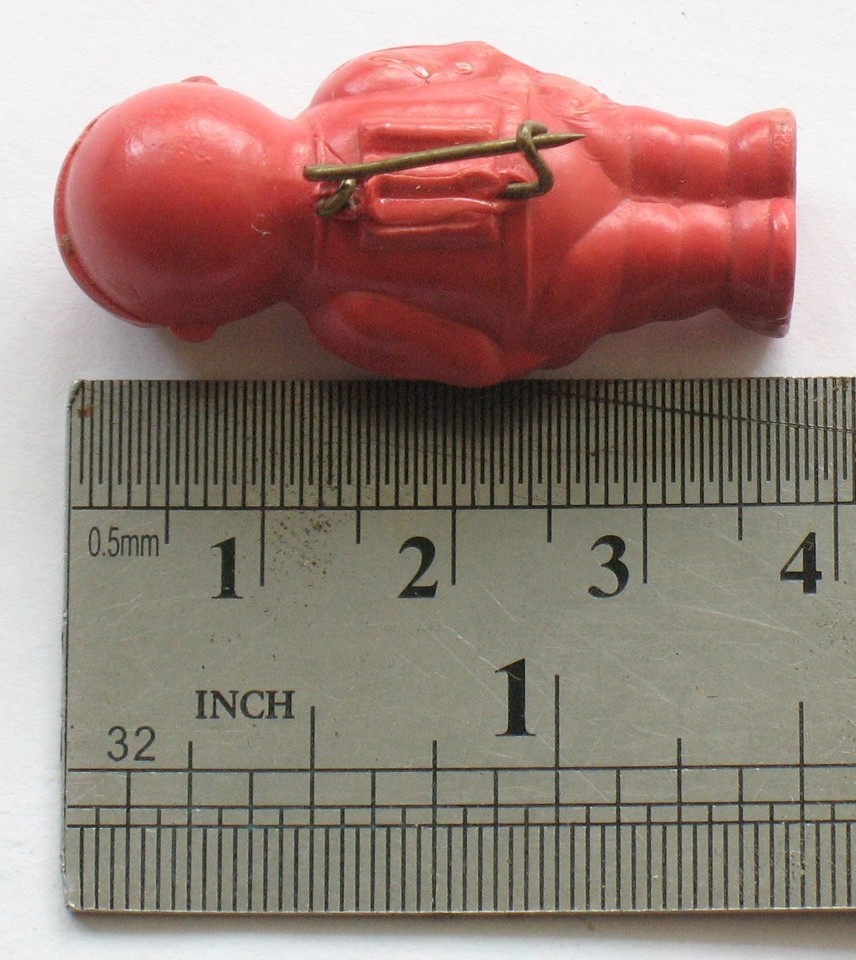 Pin Badge Soviet Cosmos Space Rocket Man Fly Flight Planet Astronaut ...